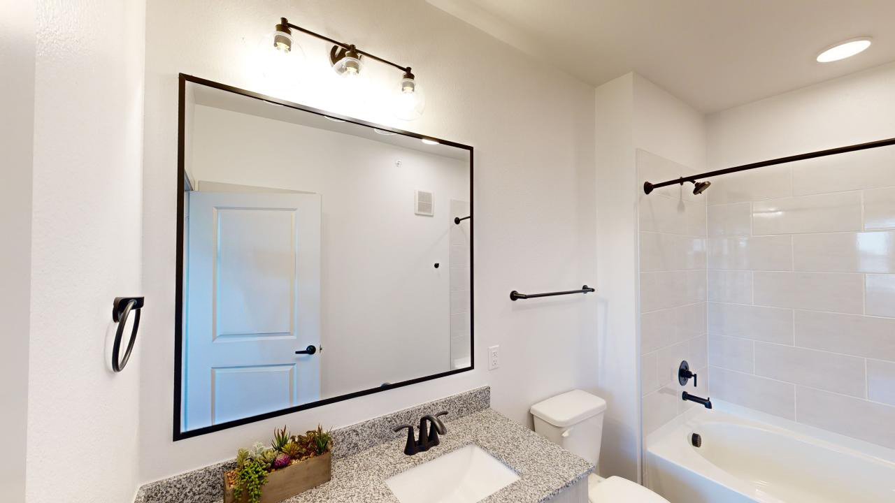 The Beacon Apartments - Beacon Square in Plano, TX