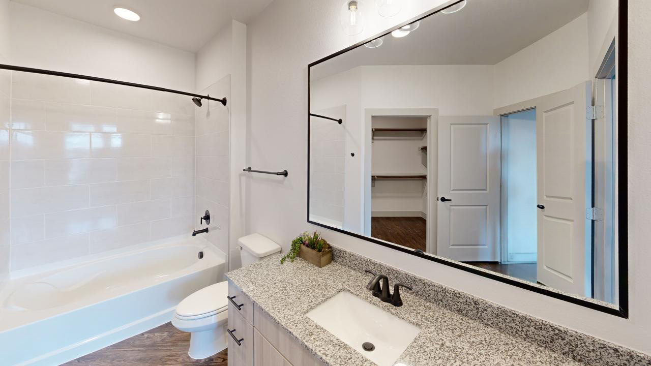 The Beacon Apartments - Beacon Square in Plano, TX